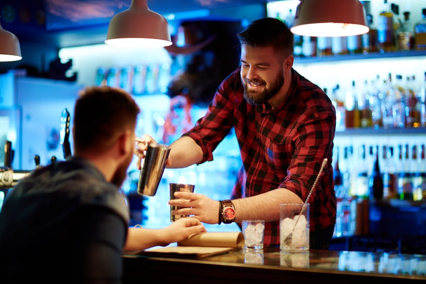How to Attract Clientele to Your Bar | Businessing Magazine