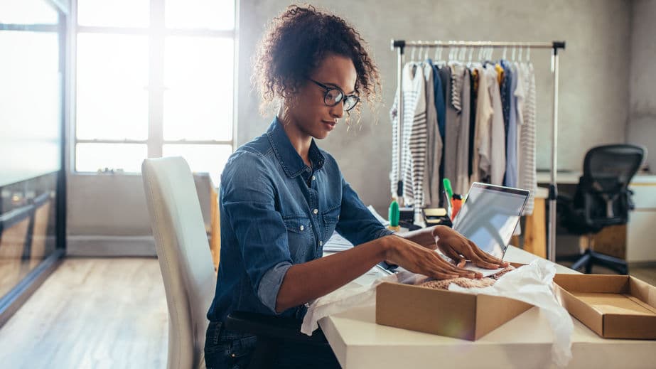 How to Protect Your Business with the Proper Shipping Procedures